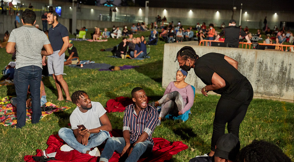 Strauss Square Reopens